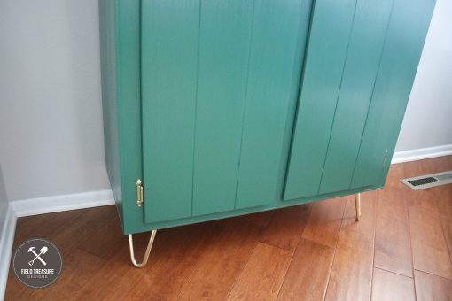 DIY Record Player Console Table - Field Treasure Designs