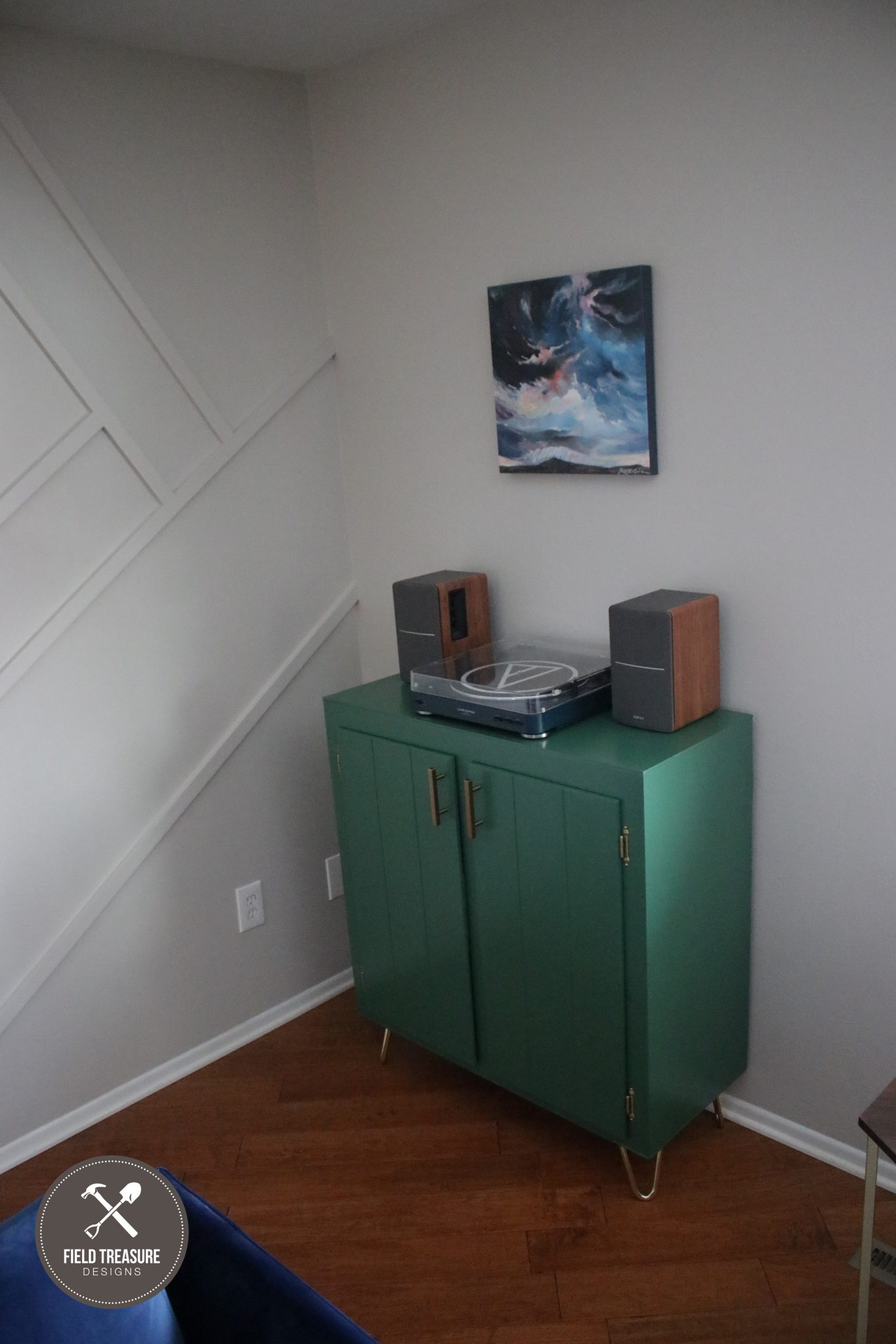 DIY Record Player Console Table - Field Treasure Designs