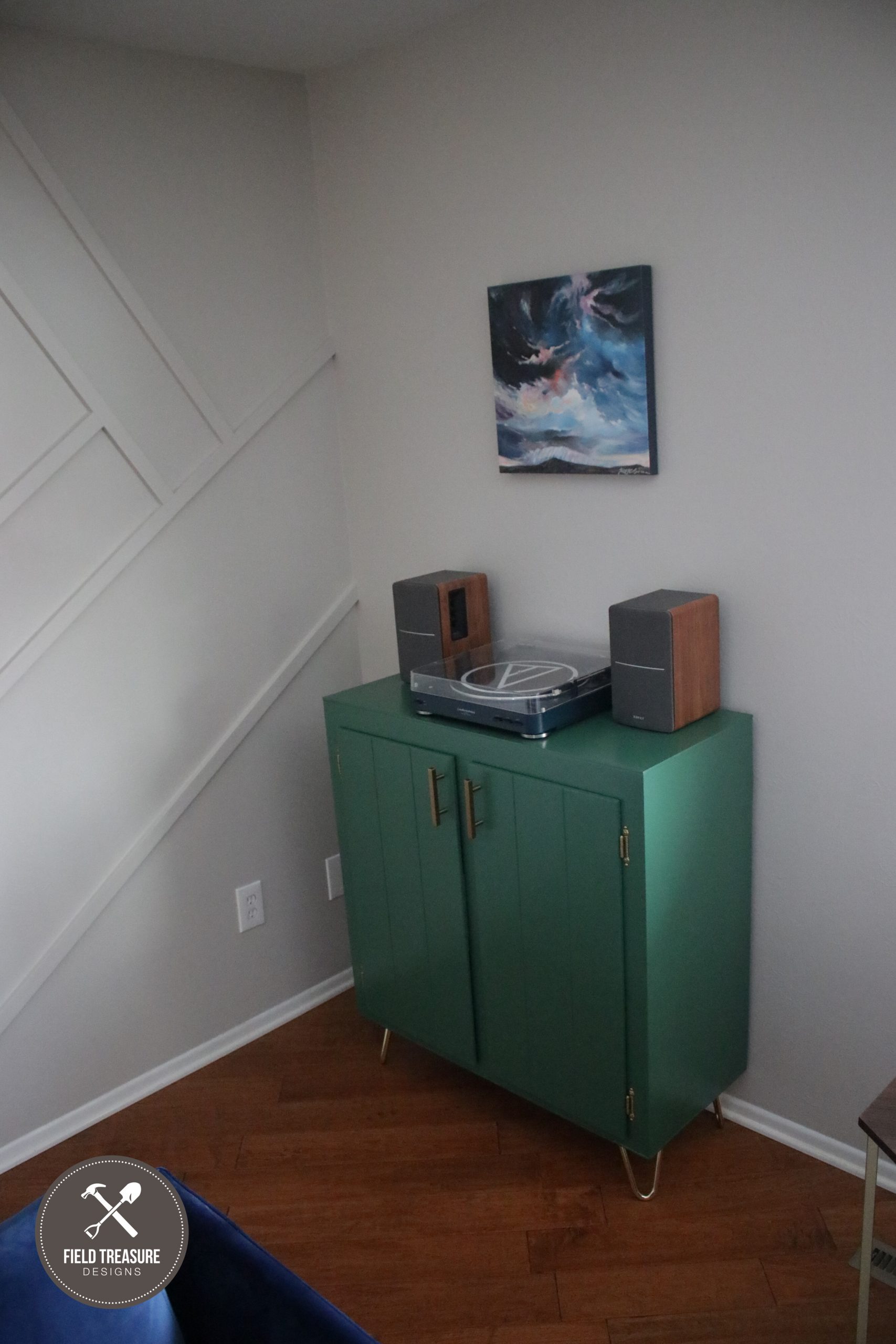 DIY Record Player Console Table - Field Treasure Designs