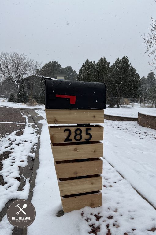 Modern Mailbox Makeover - Field Treasure Designs